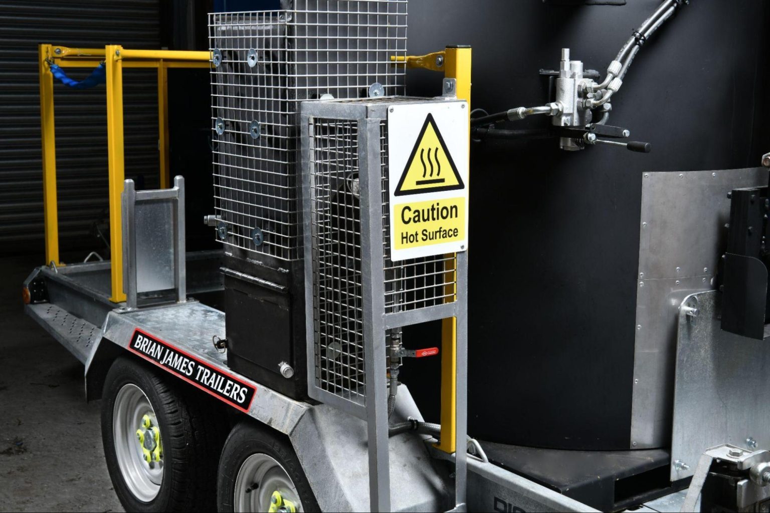 Roadmender Elastomac Road Repair Machine | 2 Rent UK Ltd