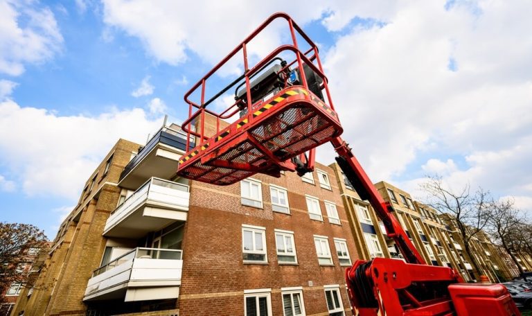 Cherry Picker Safety: Essential MEWP Tips & Compliance
